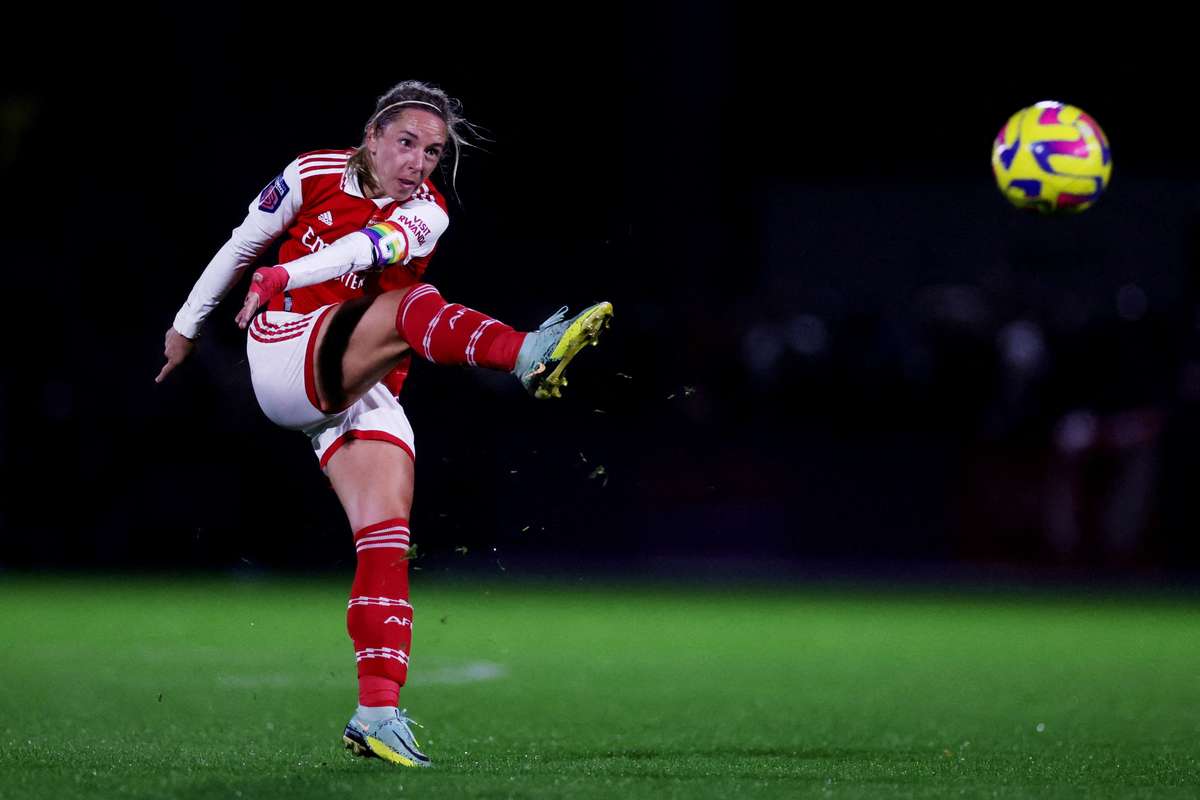 Aston Villa sign midfielder Jordan Nobbs from Arsenal - TribalFootball.com