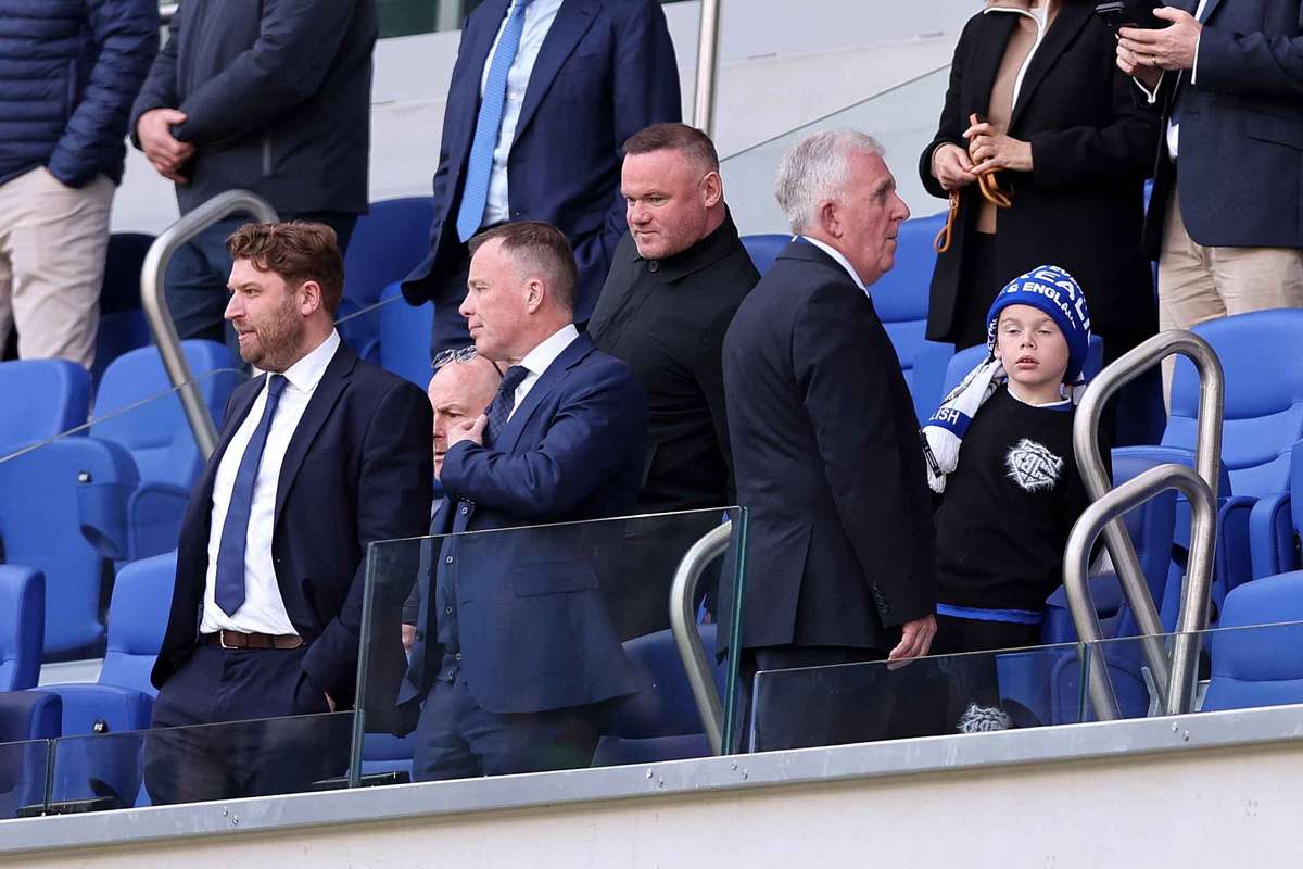 Rooney cautious over Man Utd’s title chances with Carrick ...