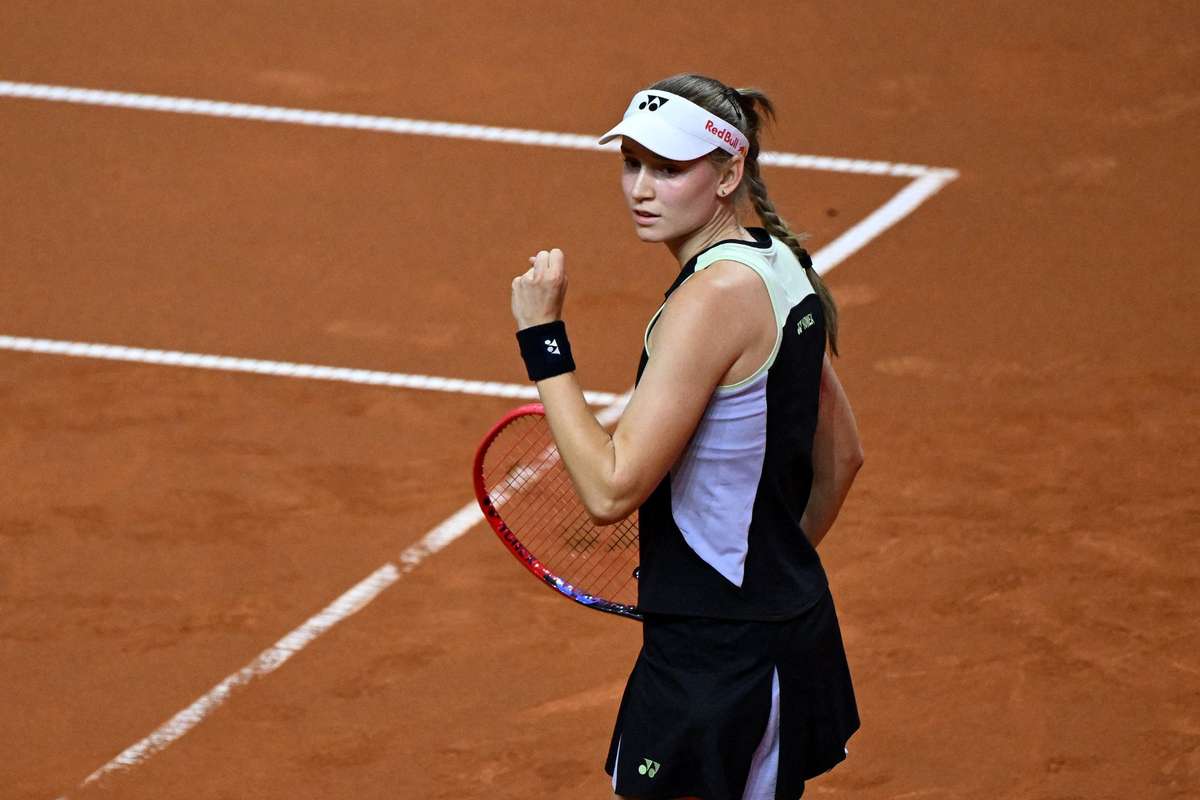 Elena Rybakina strolls to Stuttgart title in straight-sets win over ...