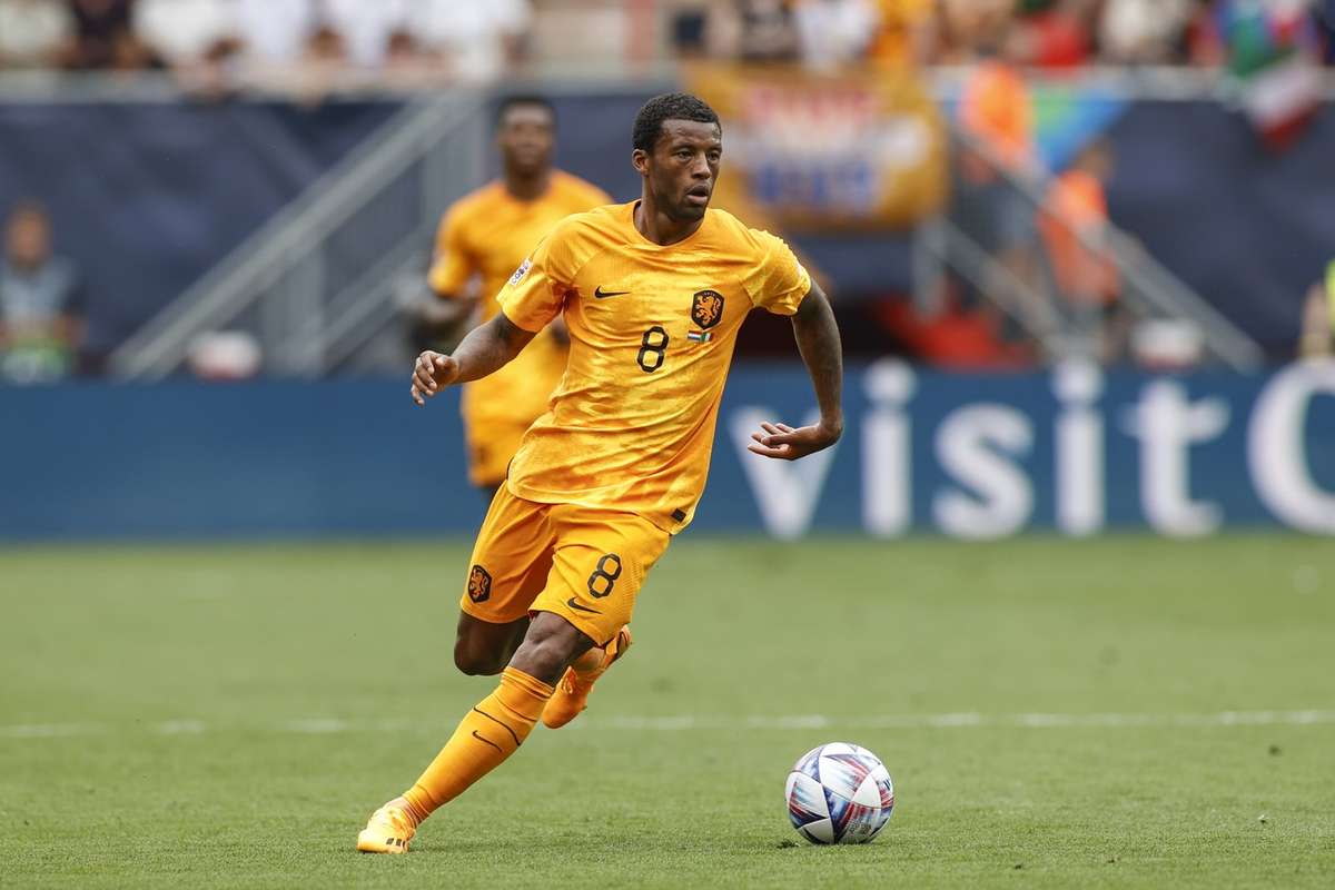 Ronald Koeman volta a chamar Wijnaldum e estreia Quinten Timber na ...