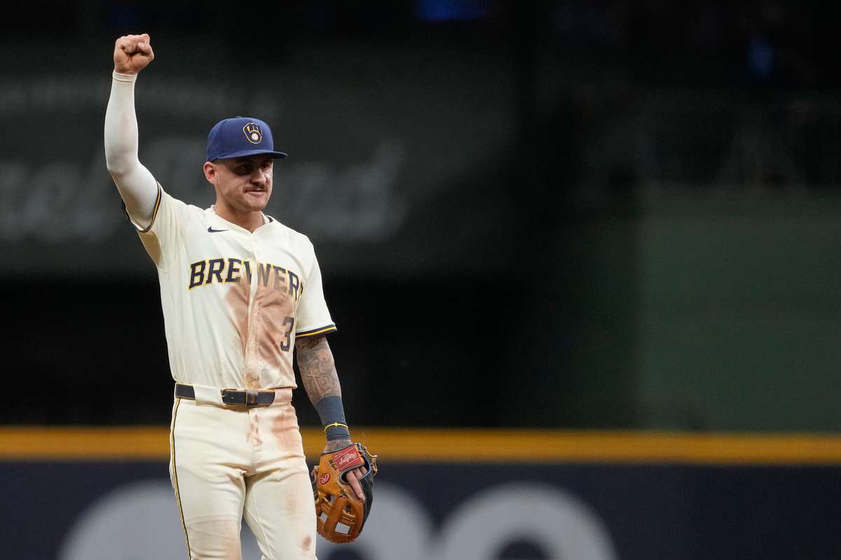 Milwaukee Brewers extend win streak to 10 games | Flashscore.com