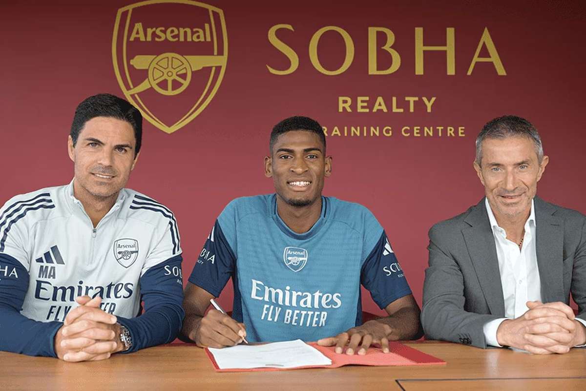 Oficjalnie: Christian Mosquera opuszcza Valencię i dołącza do Arsenalu ...