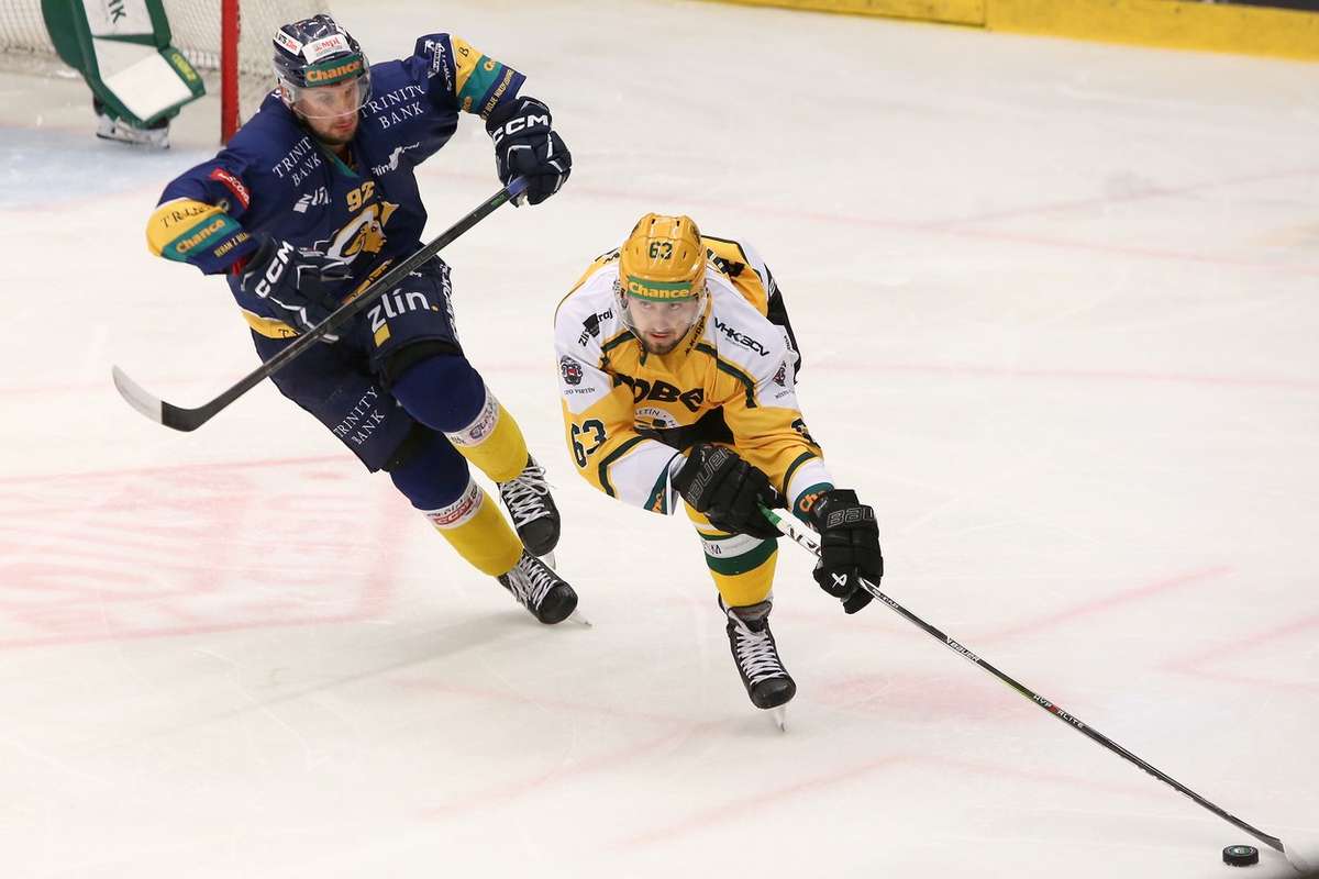 Zlín ovládl prvoligové derby, pod dočasným trenérem Srdínkem přetlačil ...