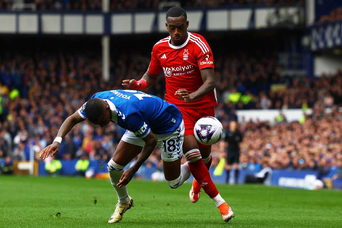 Nottingham Forest pede à PGMOL para divulgar áudio do VAR do jogo com o ...