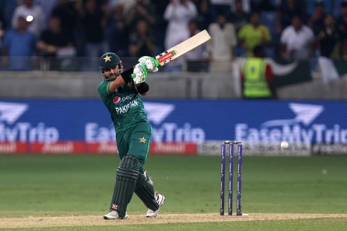 Pakistan Coach Saqlain Backs Babar And Rizwan After Asia Cup Loss