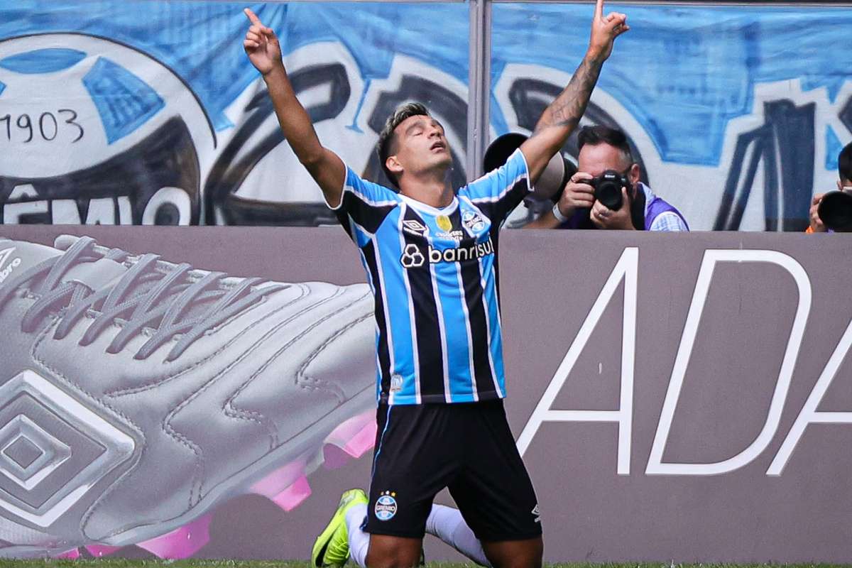 Gauchão: Grêmio goleia São Luiz e segue sem ser vazado em 2025 ...