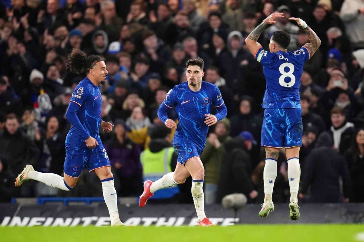 Chelsea come from behind to beat West Ham as Neto gets on scoresheet ...