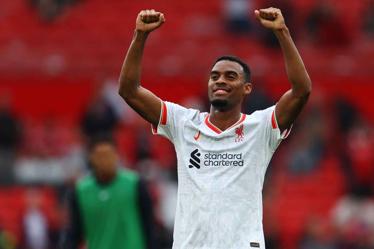 Ryan Gravenberch hopes Liverpool form wins him spot in Netherlands team ...