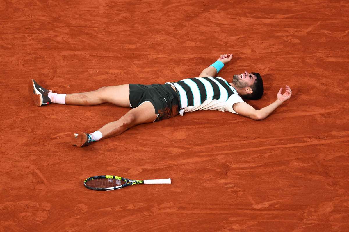 French Open: Carlos Alcaraz beats Jannik Sinner in 2025 men's final ...