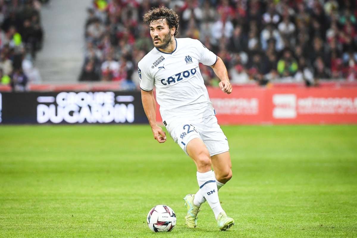 Oficial: Sead Kolasinac chega à Atalanta a título gratuito | Flashscore.pt