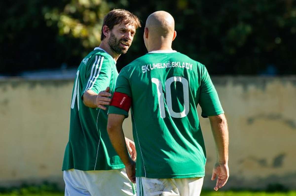 Rekordní výhra 30:0? Je mi do pláče, je to smutný, hlásil autor pěti ...