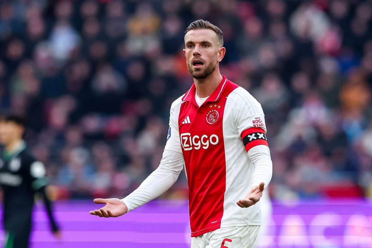 Ajax captain Jordan Henderson lashes out at Dutch media after transfer ...