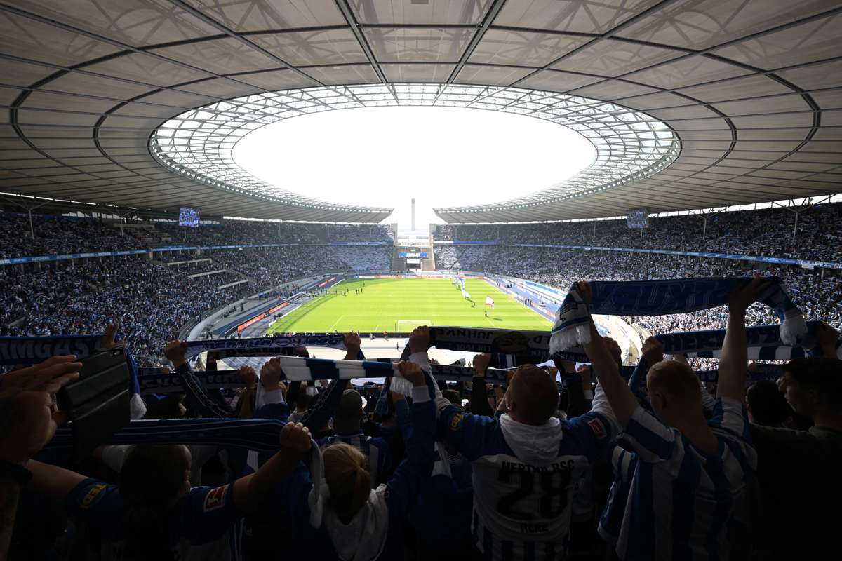 Germany's DFL clubs veto bid to allow outside investors | Flashscore.com