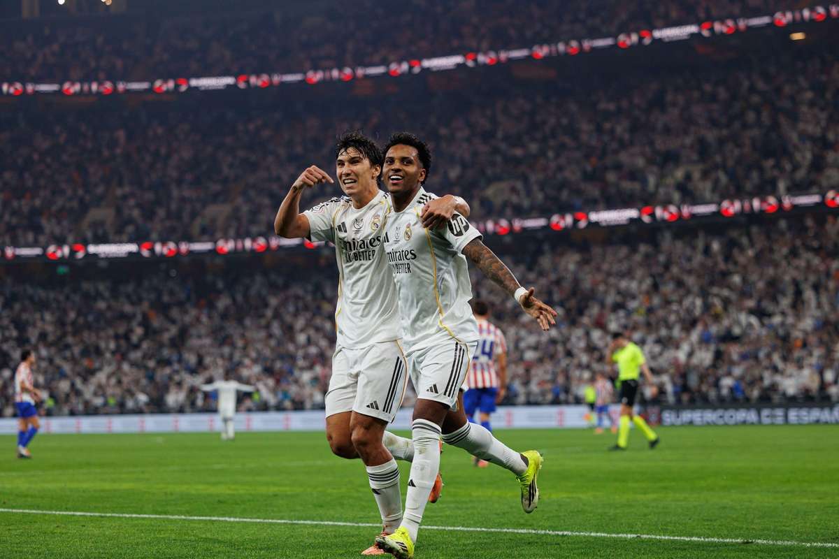 Real Madrid join Barcelona in Super Cup final with fortunate win over ...