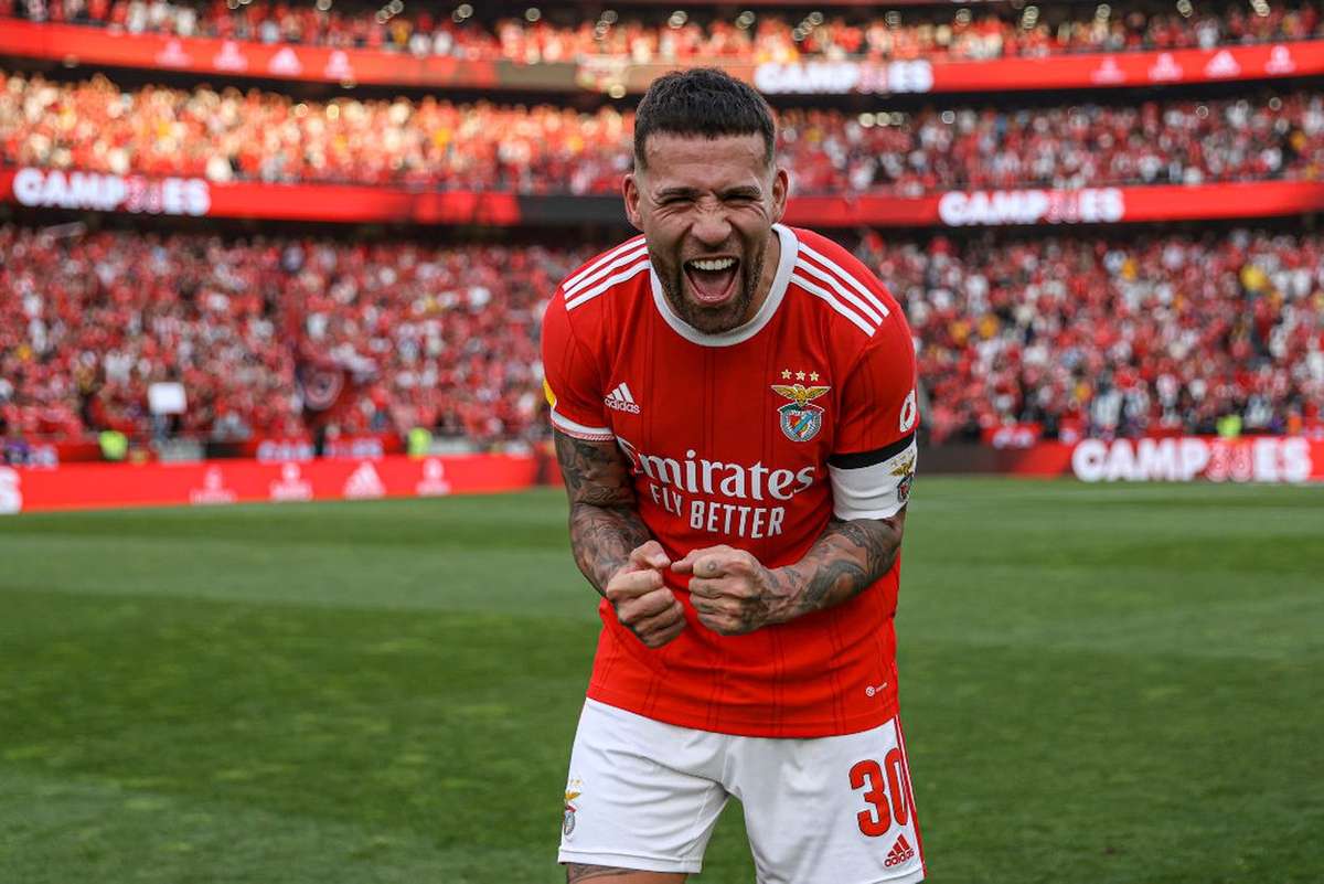 Oficial: Otamendi renova com o Benfica até 2025 | Flashscore.pt