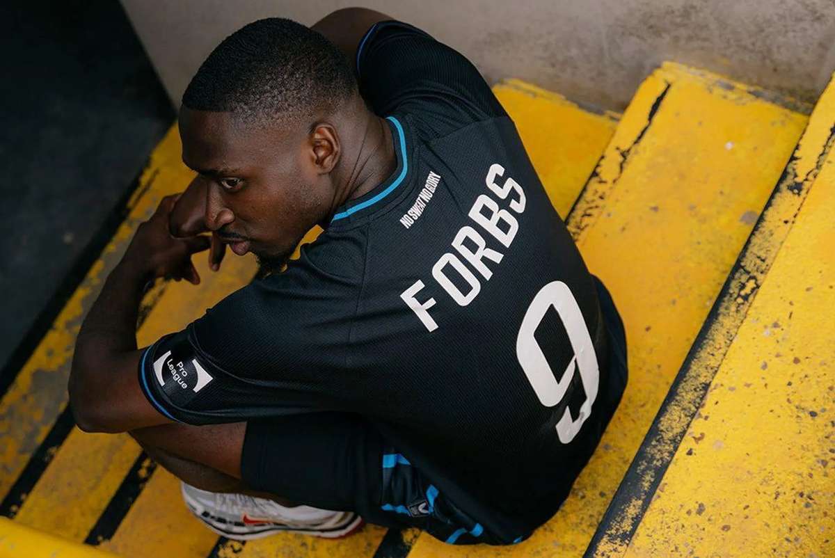 Carlos Forbs joins Club Brugge after leaving Ajax via WhatsApp ...