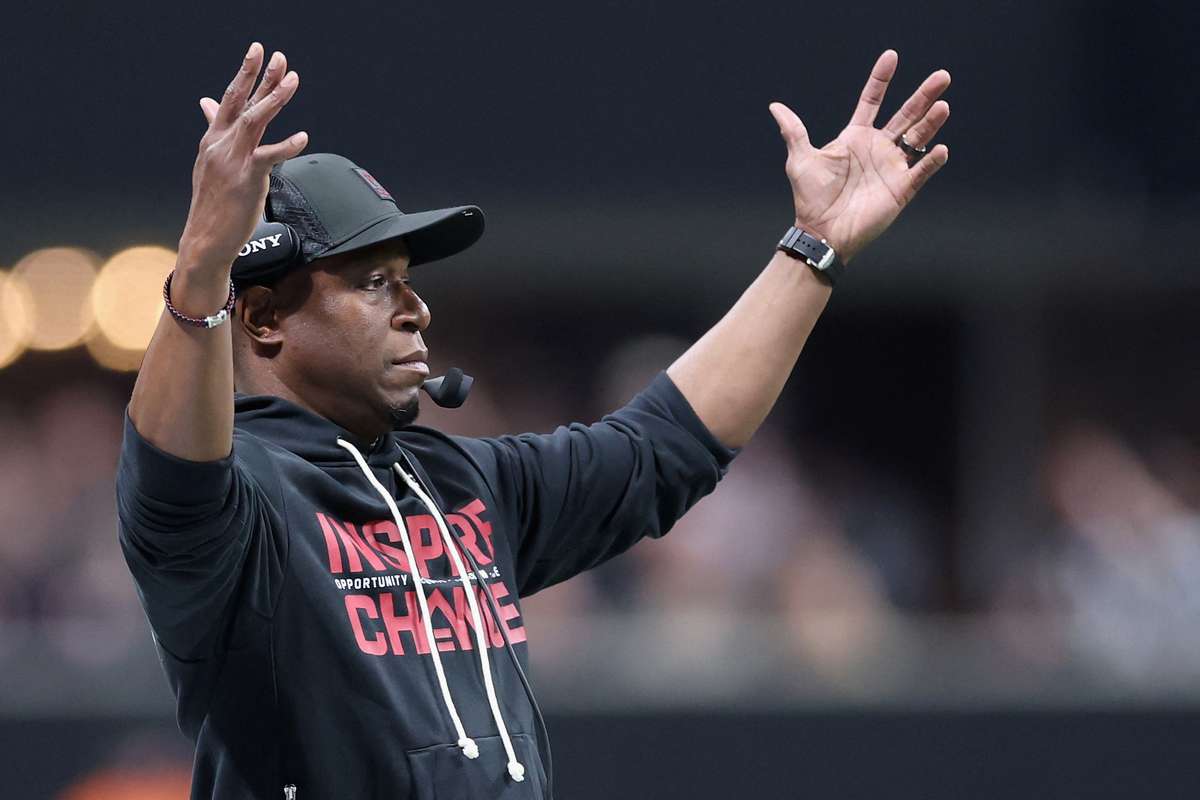 Atlanta Falcons fire head coach Raheem Morris after two seasons ...