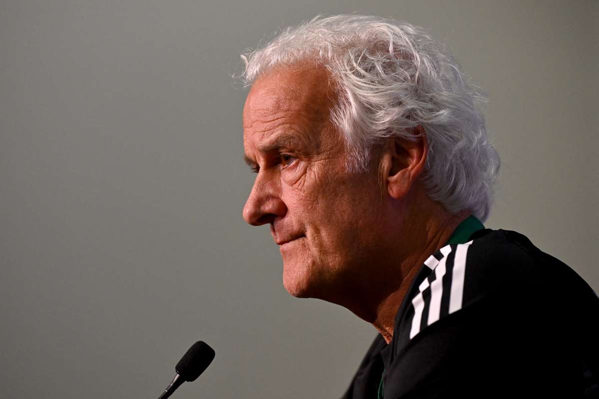 Fred Rutten resigns as Curacao head coach as talks of Dick Advocaat ...