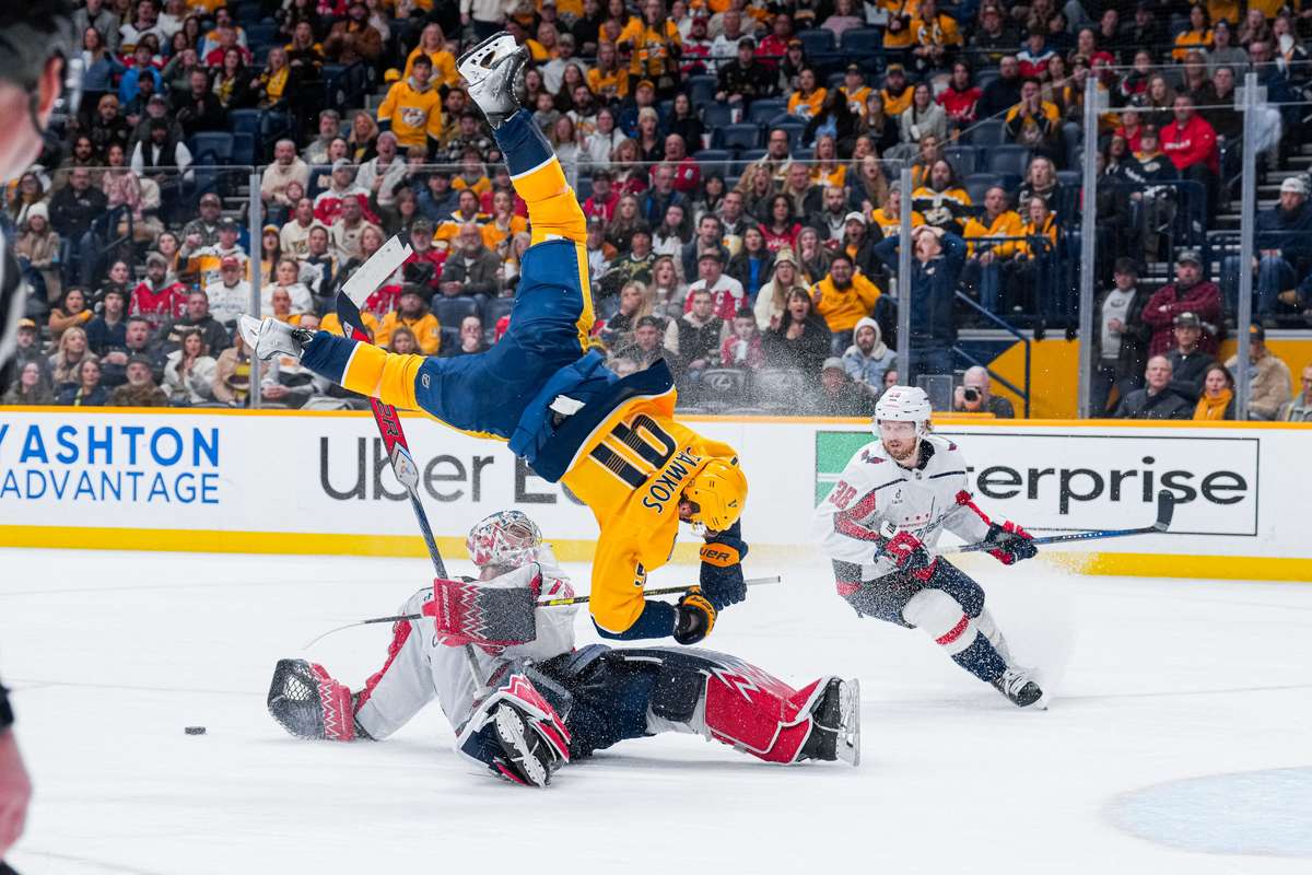 NHL Weekly: Stamkos takes flight against Washington as a goalie goes ...