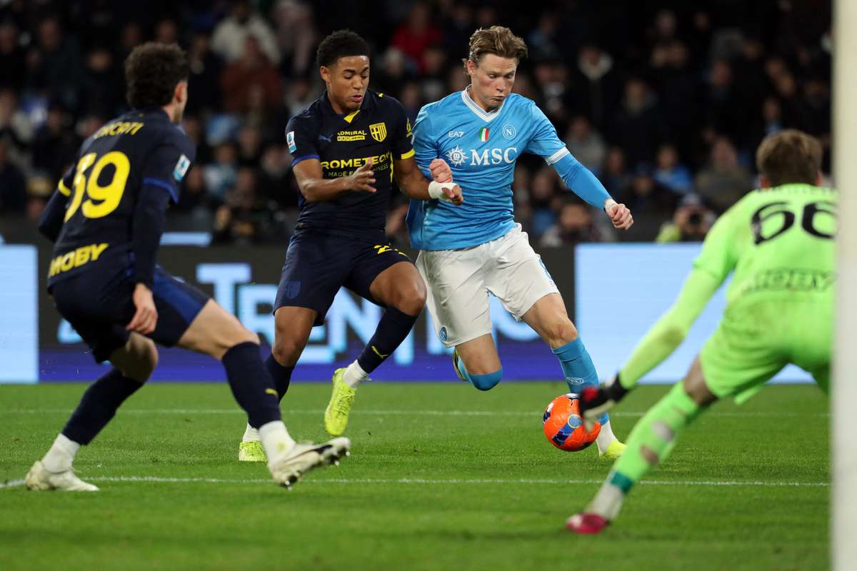 Il Napoli frena: il Parma costringe i campani allo 0-0 | Diretta.it