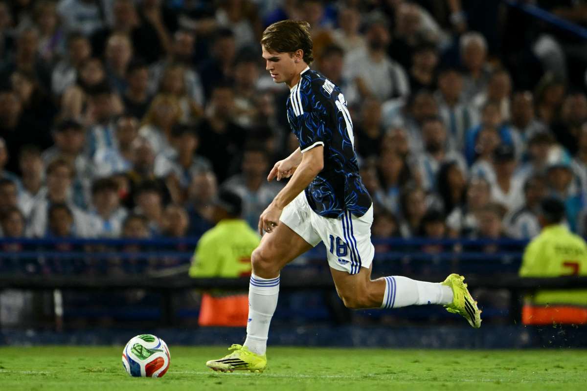 Argentina's Paz ready to step into Messi's shoes as World Cup debut ...