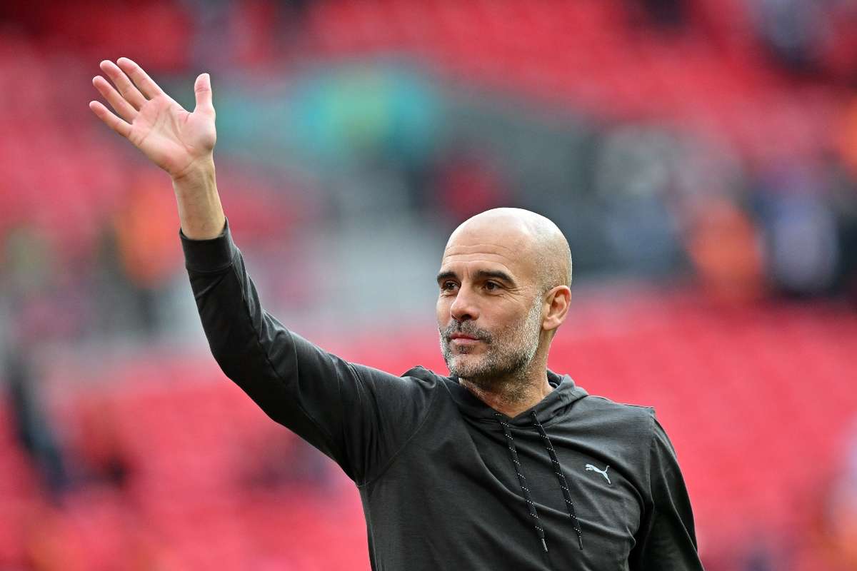 Guardiola tells Manchester City players not to let grip on Premier ...