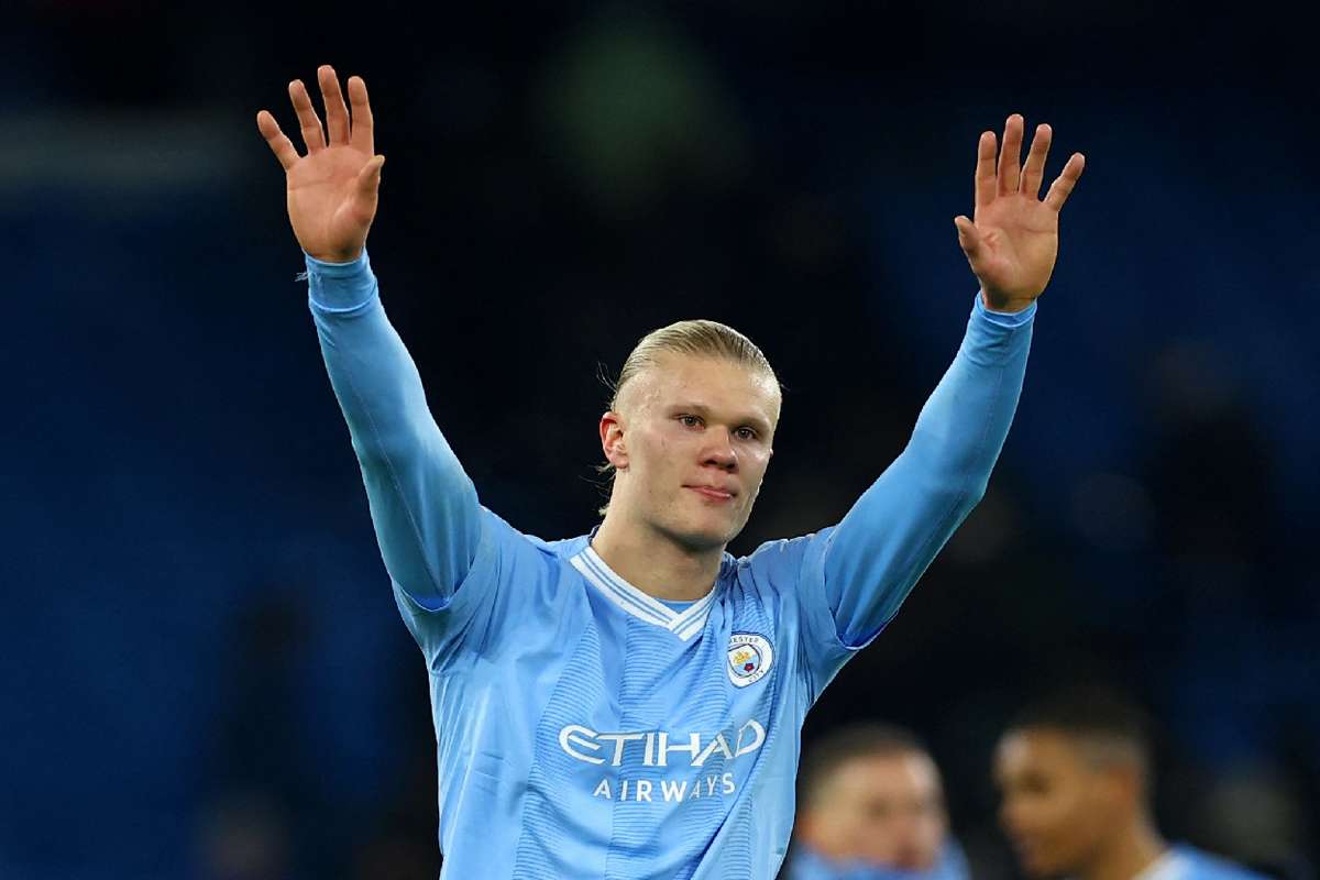 Haaland retorna ao Manchester City contra o Burnley após lesão no pé | Flashscore.com.br