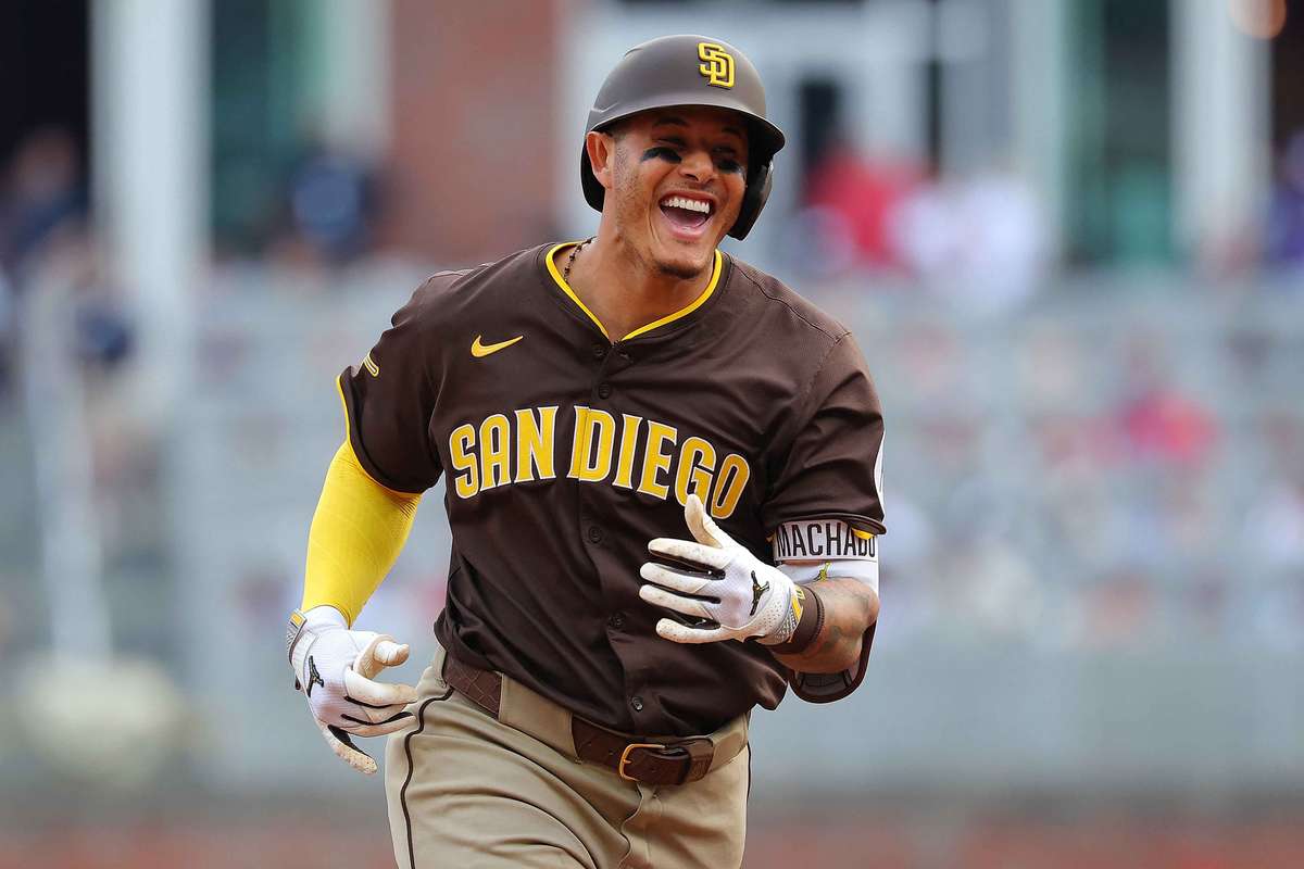 San Diego Padres' Manny Machado earns 2,000th career hit versus Arizona Diamondbacks | Flashscore.dk