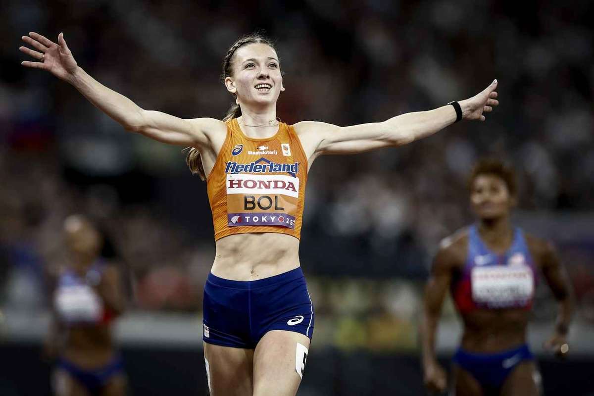 Femke Bol successfully defends her 400m hurdles world title in Tokyo | Flashscore.com