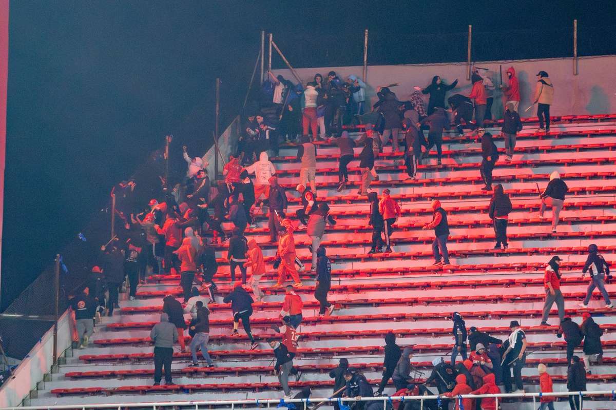 Independiente disqualified from Copa Sudamericana after violent stadium ...