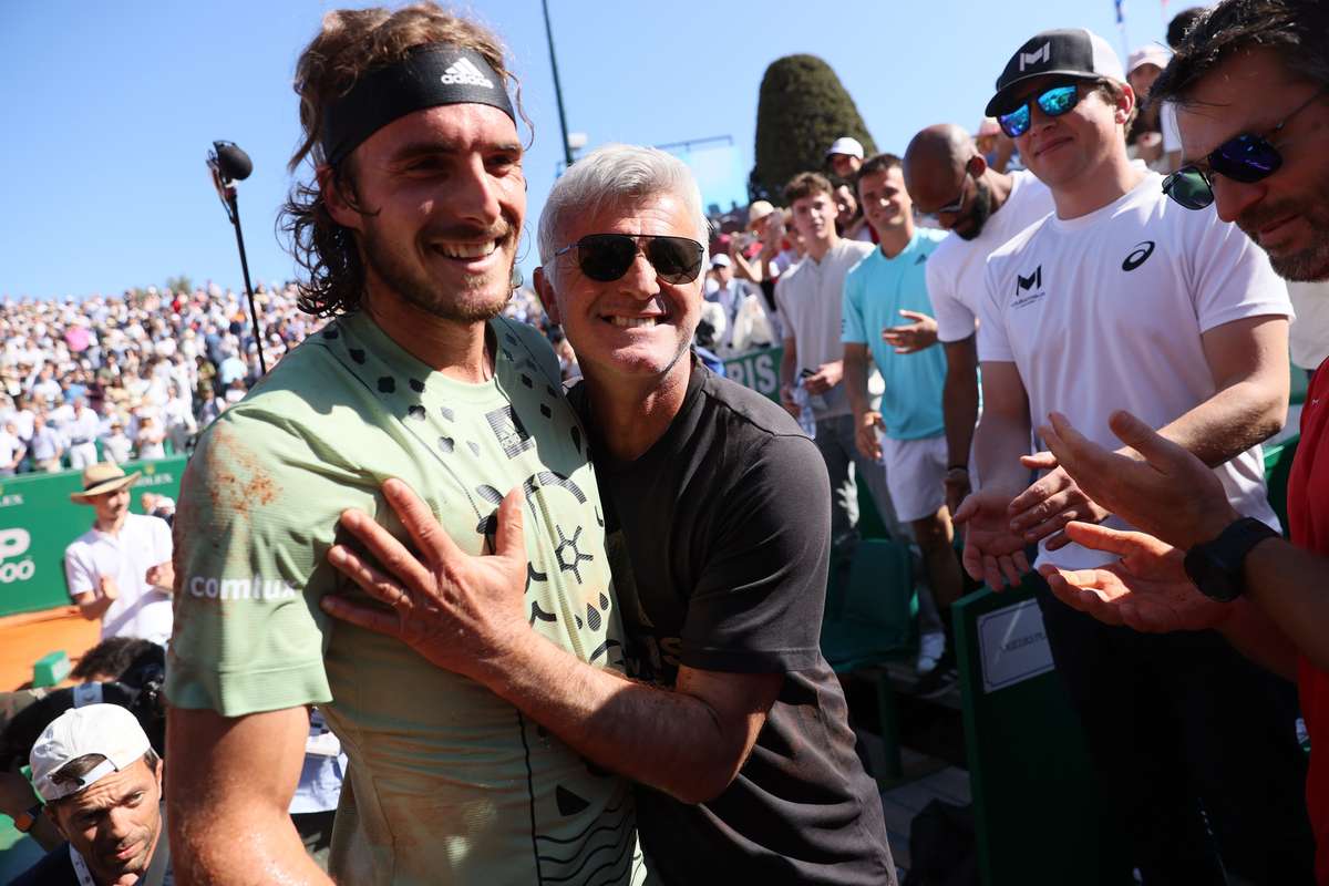 Stefanos Tsitsipas brings dad back as coach after splitting with Goran ...