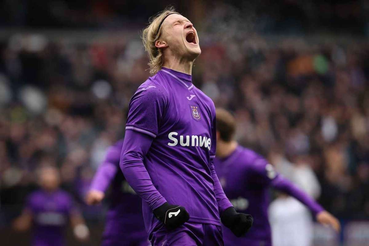 Kasper Dolberg unstoppable in comeback-match for Anderlecht ...