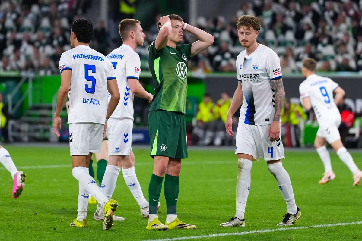 Wolfsburg and Paderborn play out goalless draw in first leg of ...