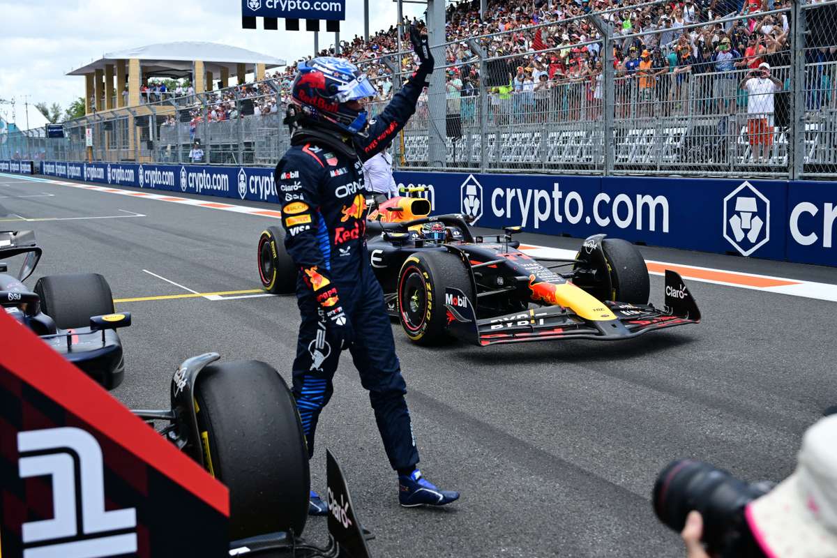 GP de Miami: Verstappen vence corrida sprint mas sai insatisfeito com sua Red Bull | Flashscore ...