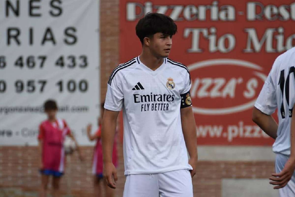 Oficial! Real Madrid i-a prelungit contractul puștiului Raul din ...