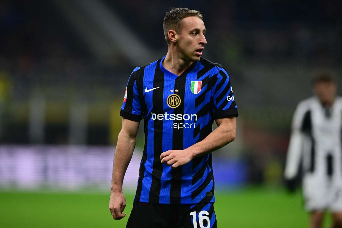 Tottenham mira Davide Frattesi, meio-campista da Inter de Milão ...