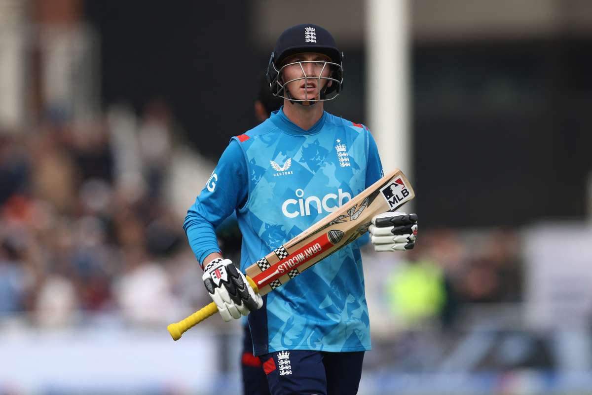 Brook 'not too fussed' by England's batting in heavy Australia loss ...
