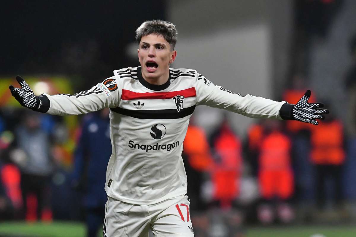 Manchester United: Garnacho and Amad both deny leaking line-ups ...