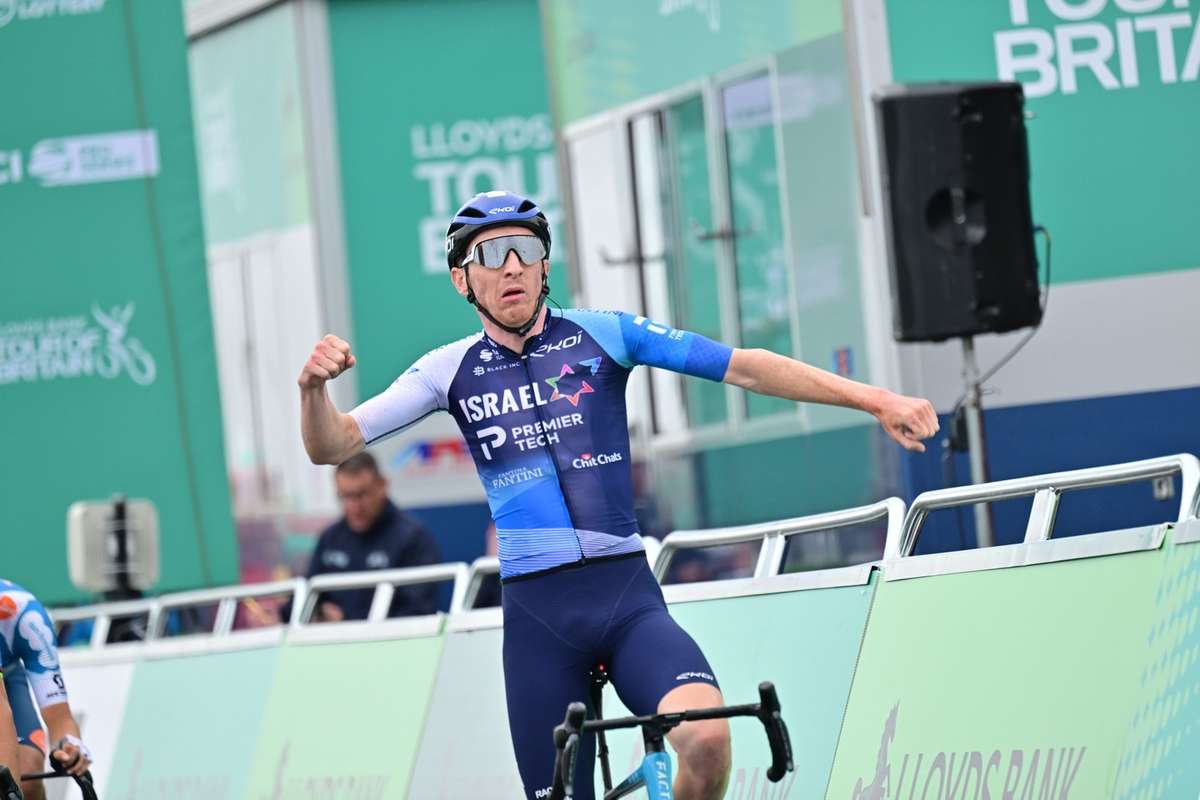 Wales' Williams sprints to win stage two and lead Tour of Britain ...