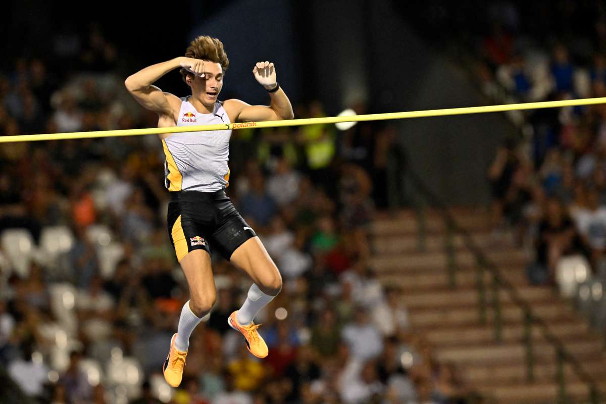 Mondo Duplantis bate de novo o recorde mundial do salto com vara ...