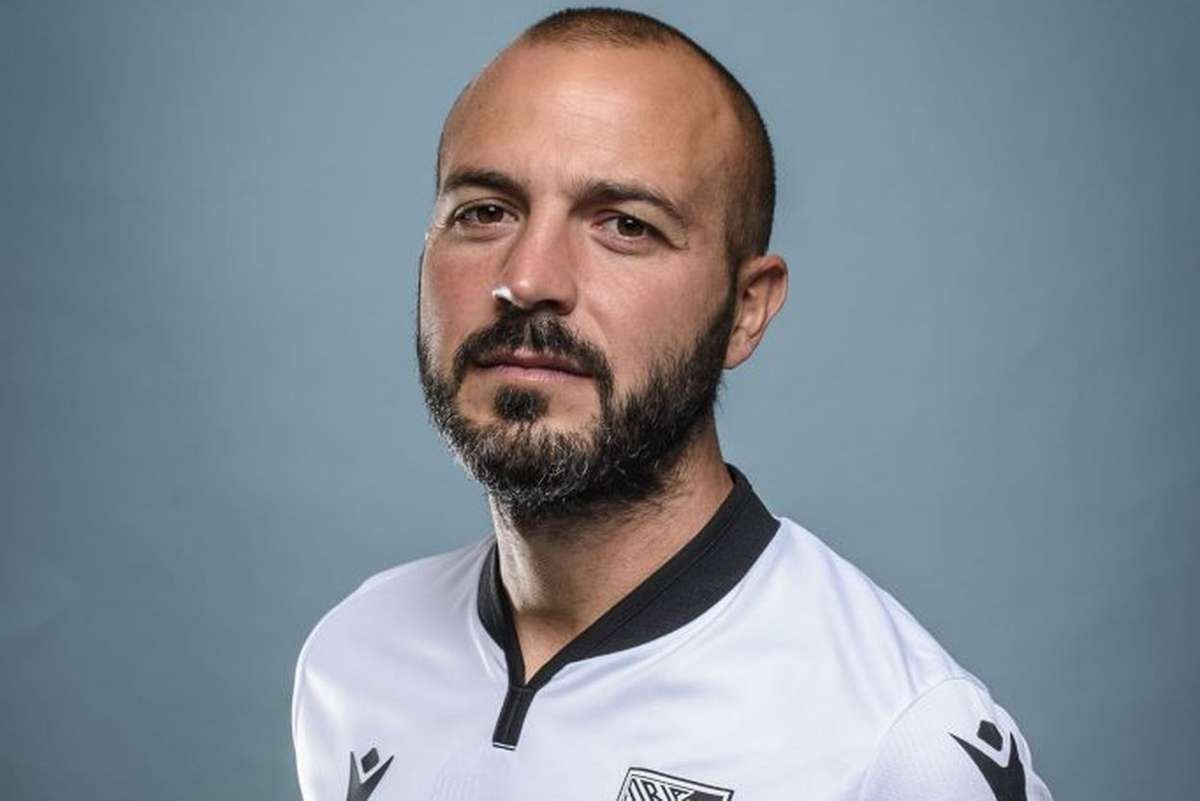 André André rejeitou convite do Vitória SC e deixa clube a custo zero ...
