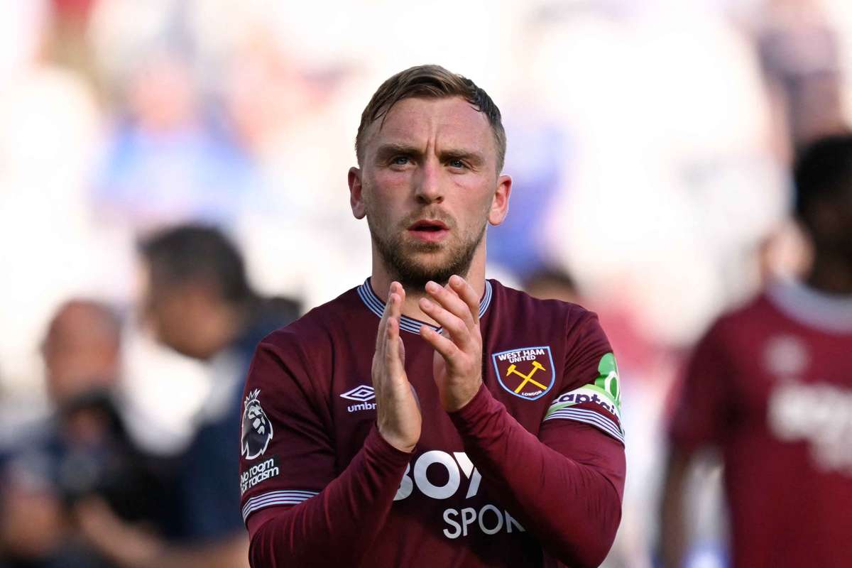 Chelsea seriously considering Bowen move as West Ham asking price ...