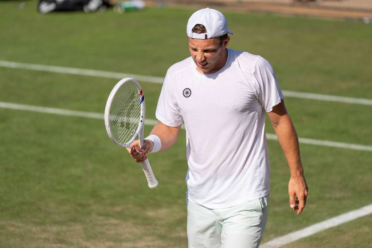 Ténis: Pesadelo de Wimbledon continua para Griekspoor, com eliminação ...