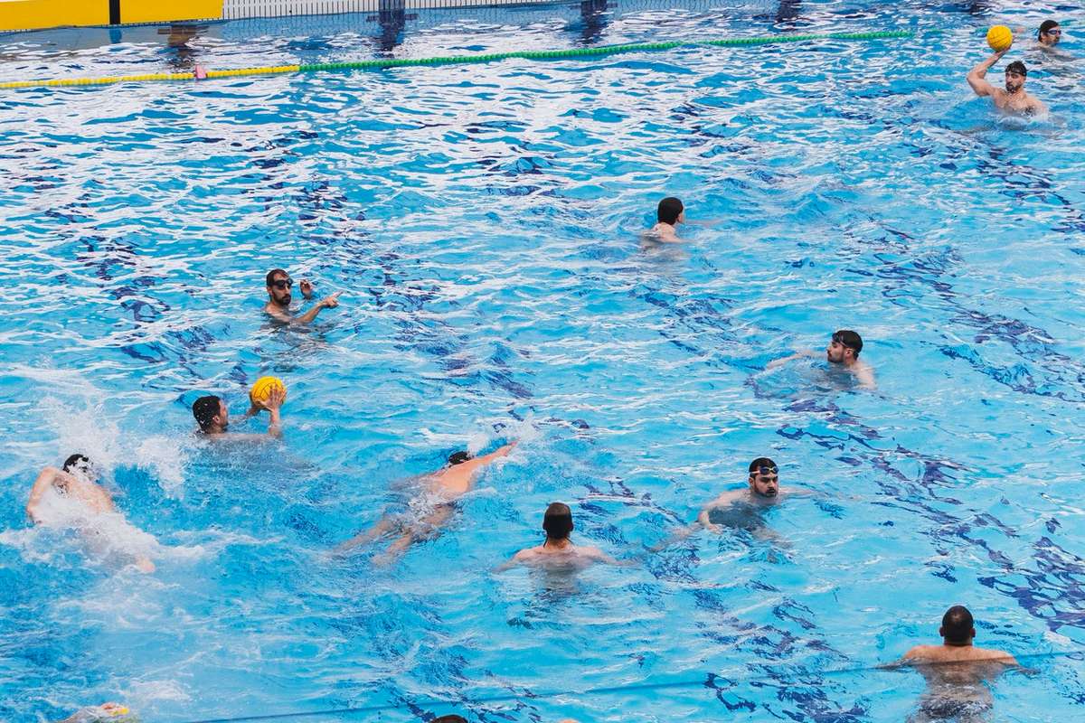 Polo aquático: Vitória SC impõe-se ao Fluvial Portuense e revalida ...