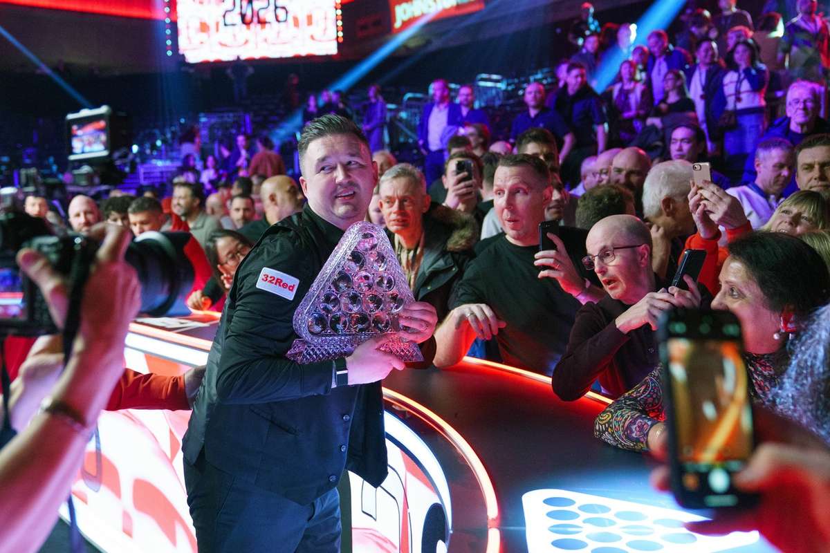 Masters talking points: Ally Pally delivers as comeback kings steal the ...