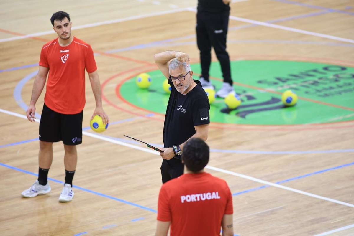 Andebol: Guarda-redes Pedro Tonicher estreia-se em convocatórias da ...
