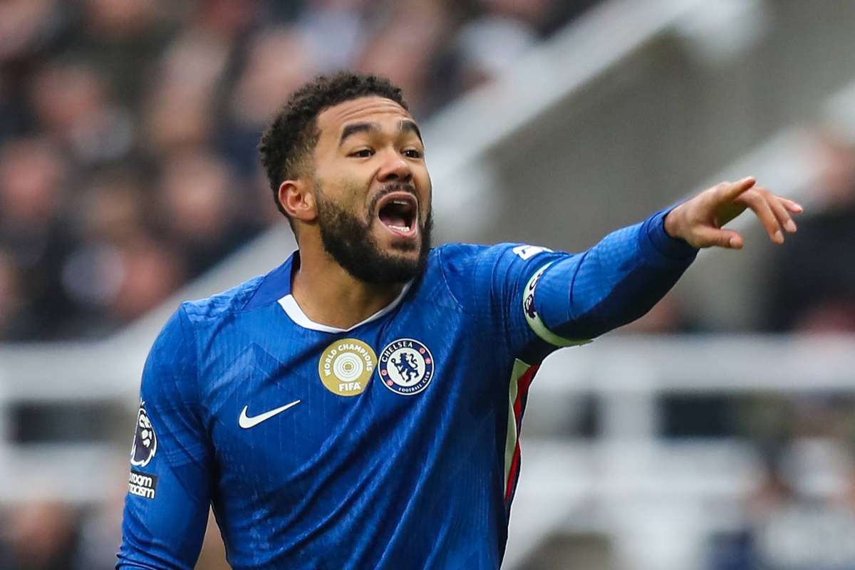 Chelsea interim boss hails 'real leader' James after Maresca sacking ...