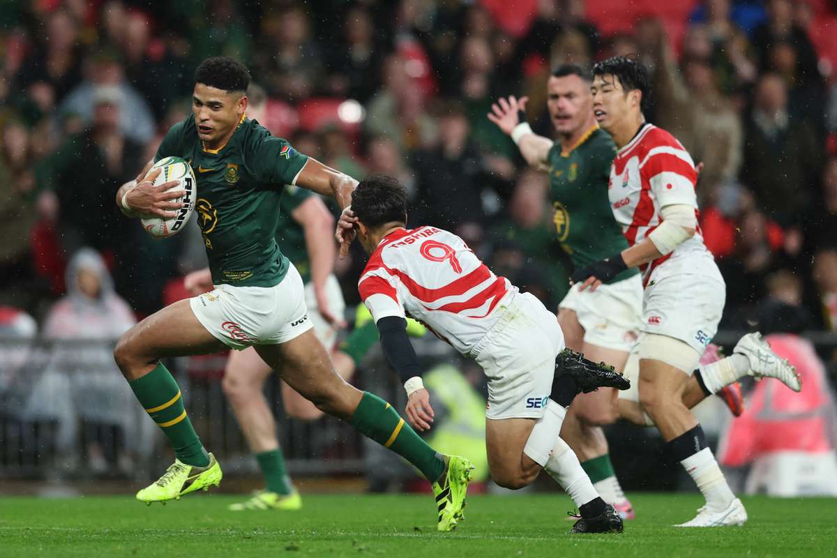 Rampant Springboks put Japan to the sword with 61-7 win at wet Wembley ...