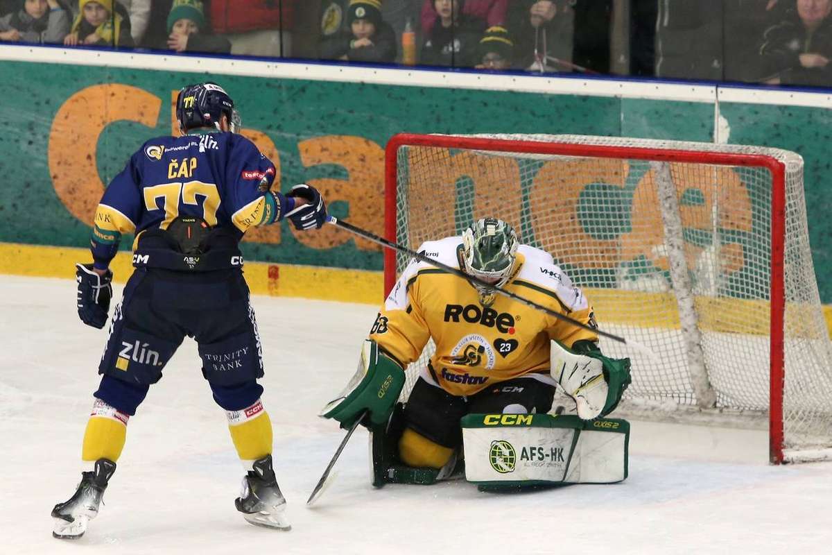 Vsetín prohrál těsné derby se Zlínem, Slavia po porážce spadla na ...