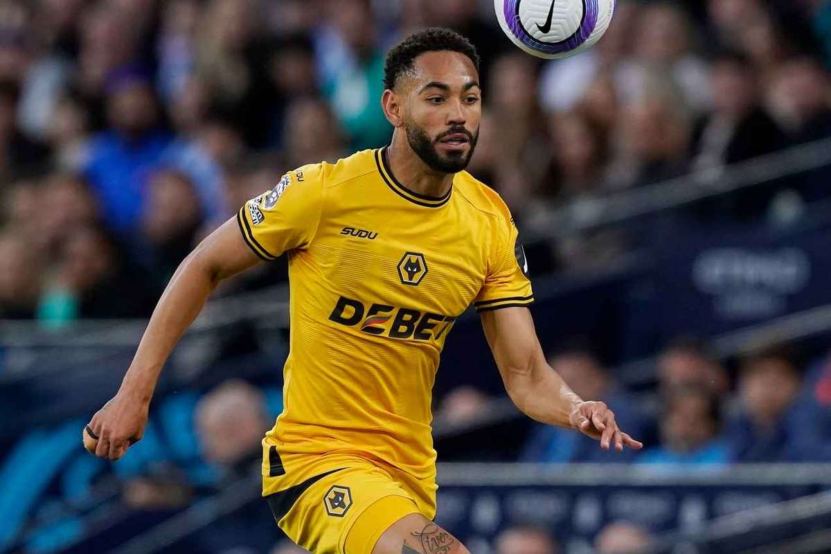 Father drops big Man Utd transfer hint for Wolves star Cunha ...
